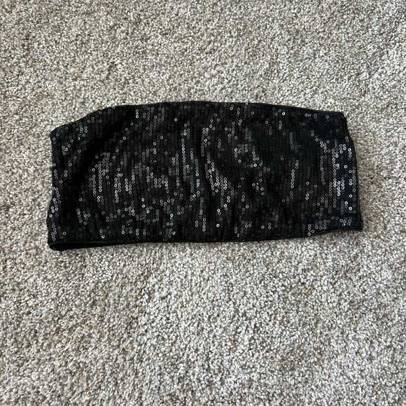 Victoria's Secret | Tops | 33 Vs Pink Black Sequin Bandeau Bra Black ...